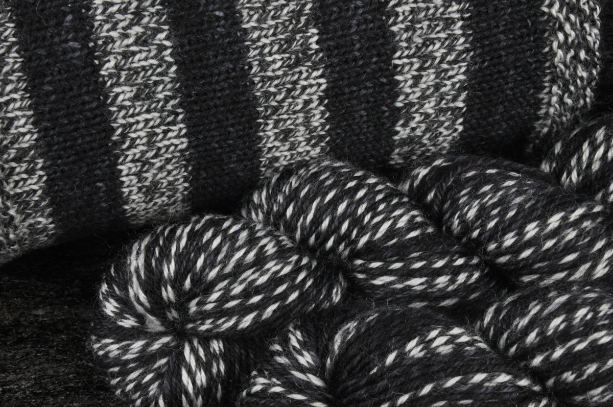 Marled Twin Licorice Black – Timber Yarns