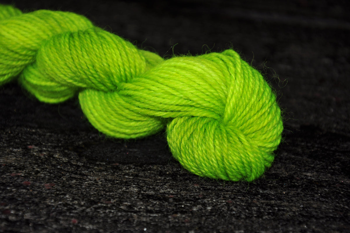 Neon Green – Timber Yarns